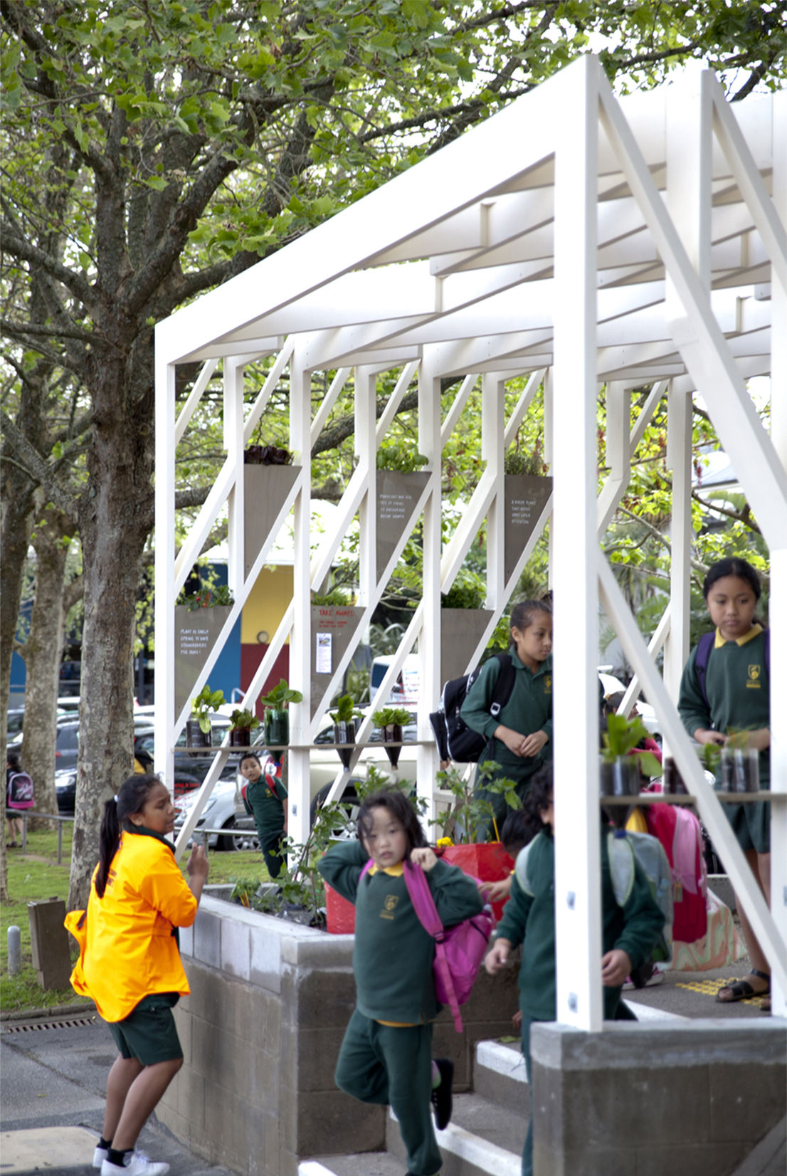 Food for Thought: Onehunga Primary School Entranceway | Best Awards