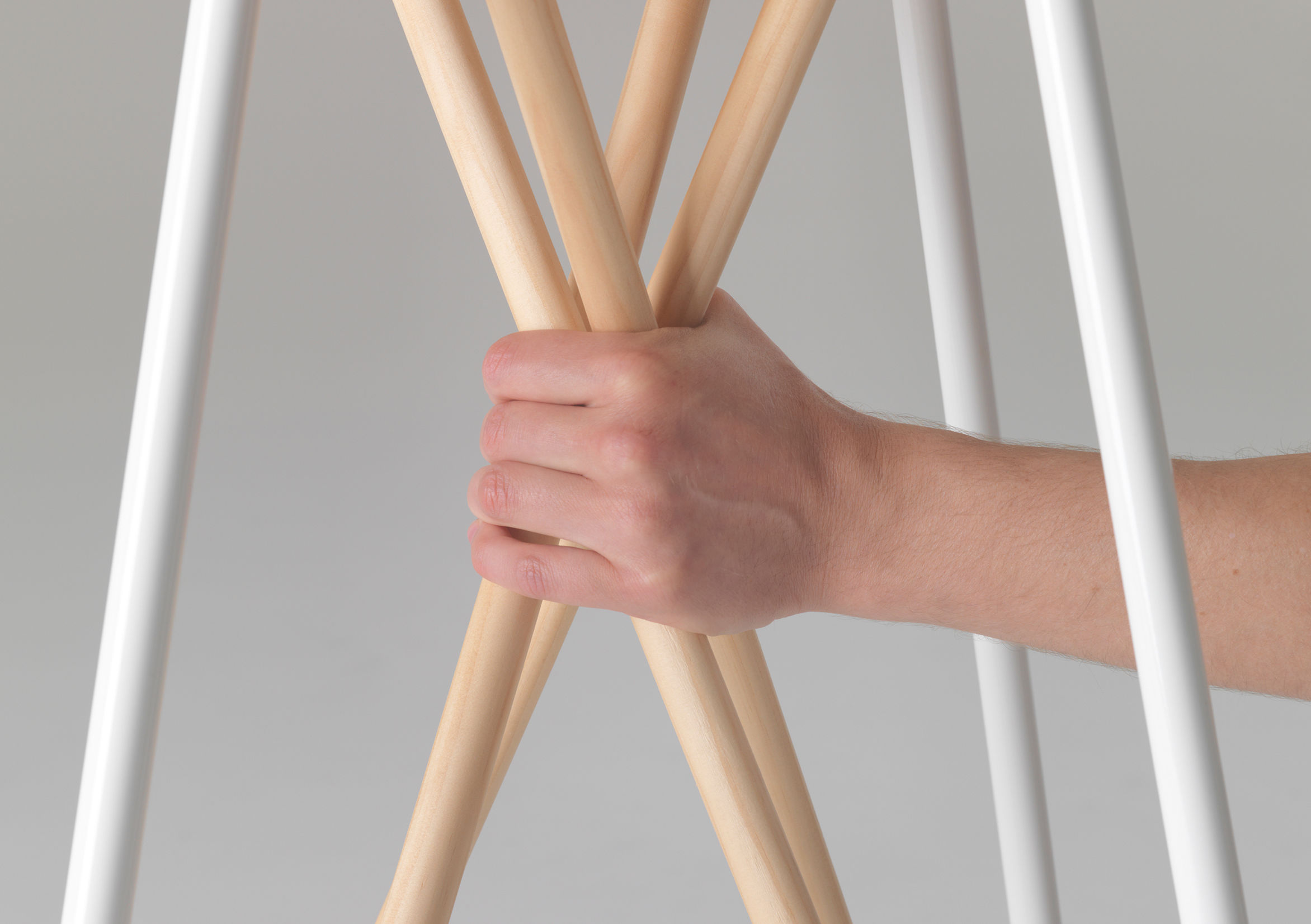 Tangle bar stool | Best Awards