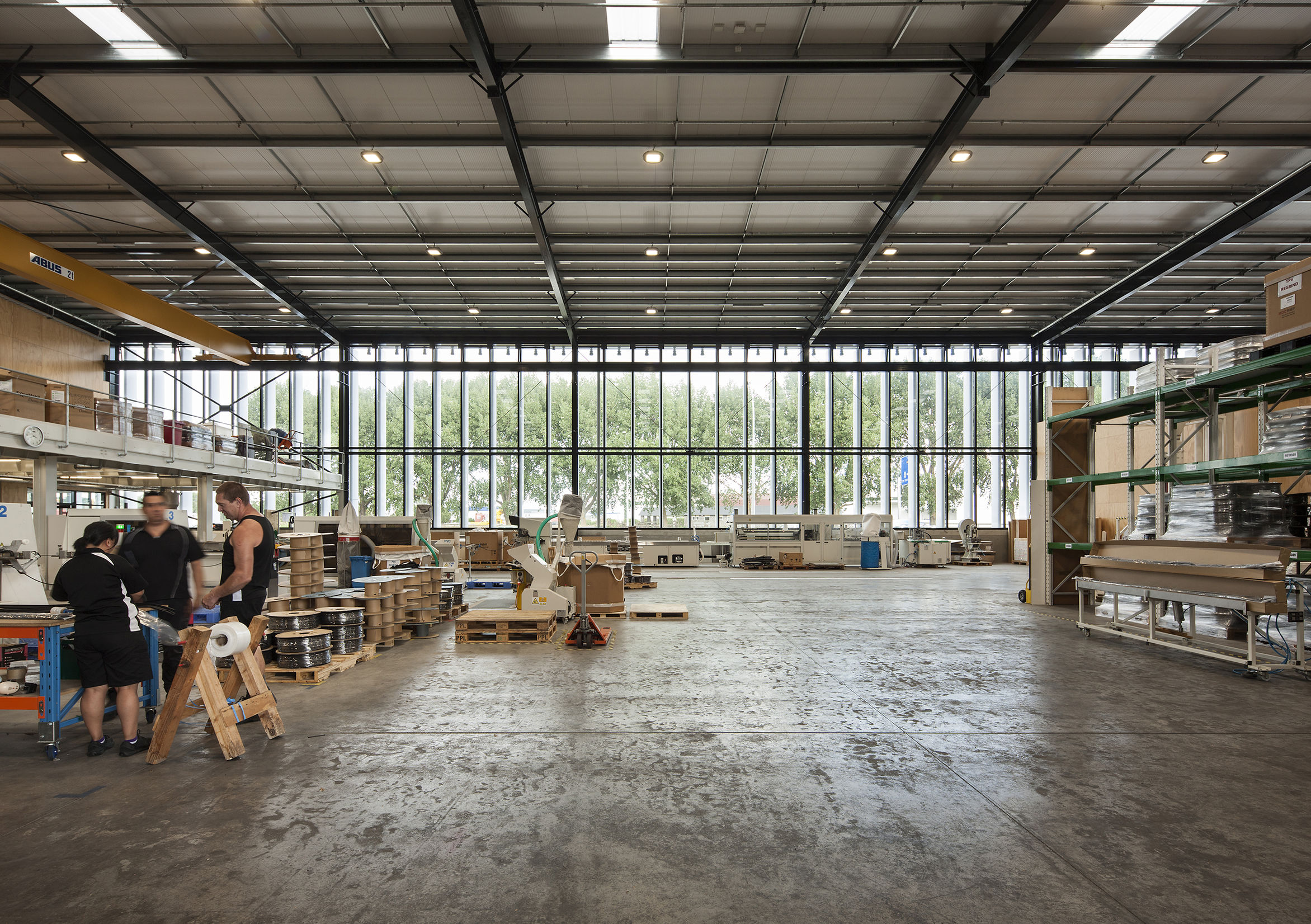 The APL Factory – “Lifting the Veil” | Best Awards