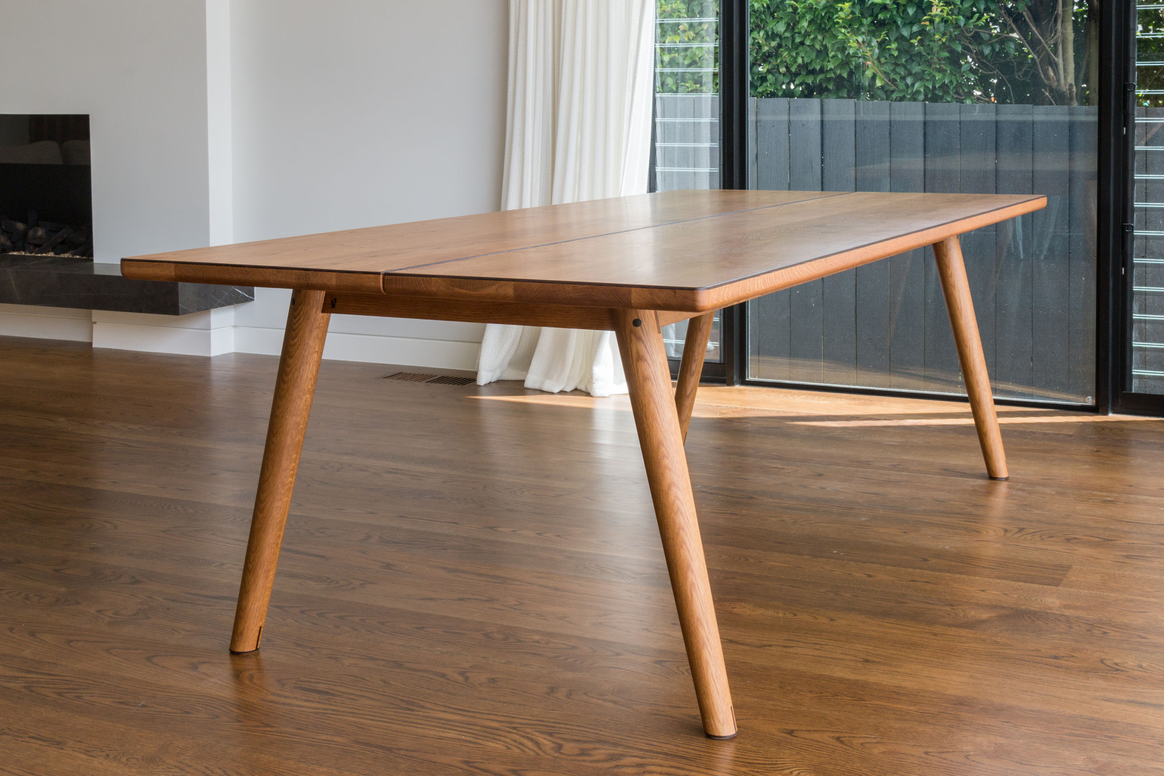 Split Table | Best Awards