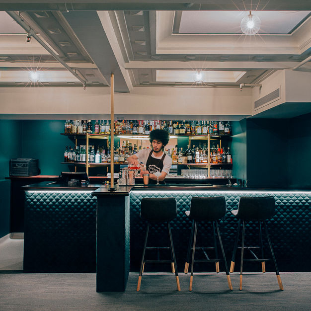 Charlie Nott | Best Awards