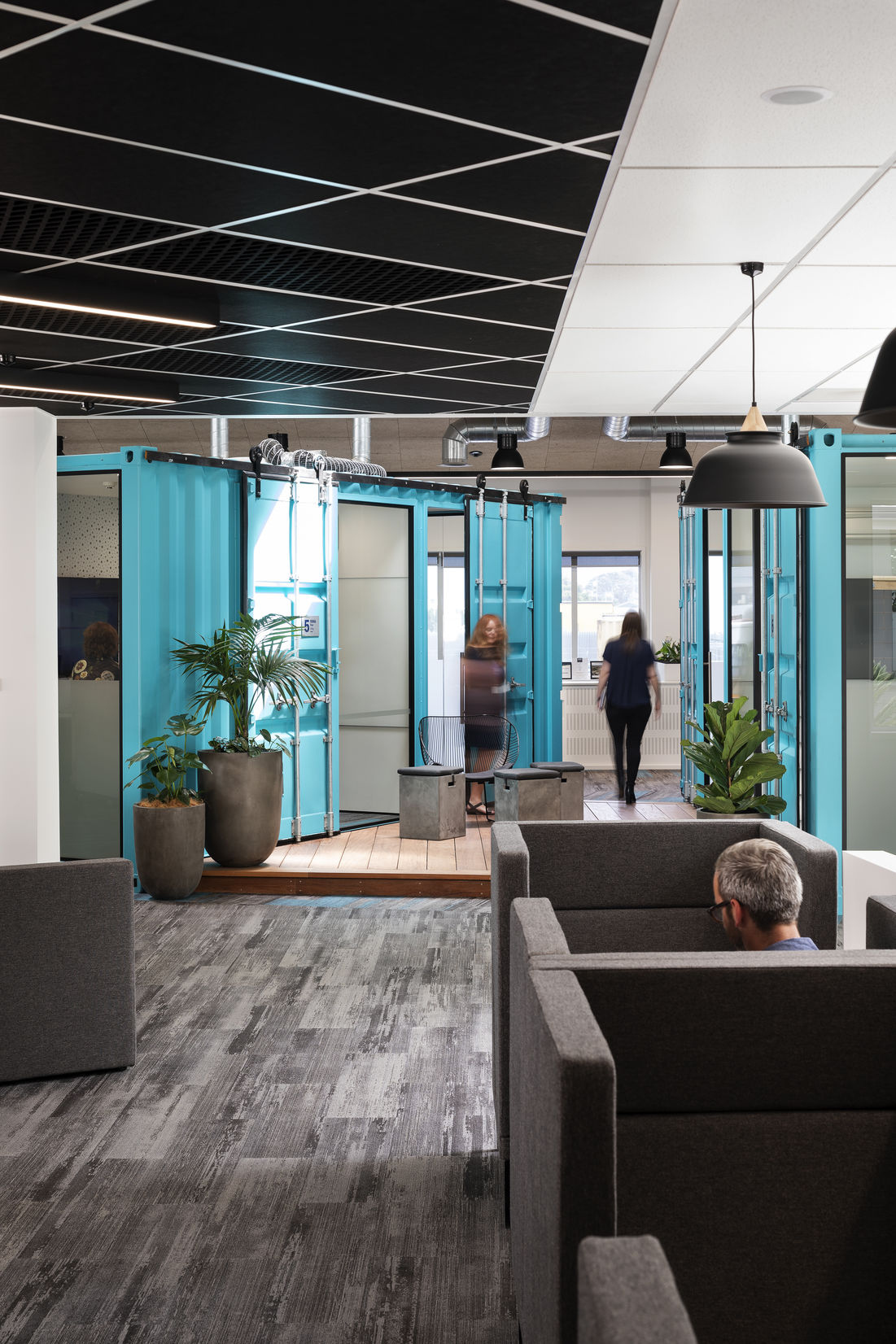 HEB Construction | Best Design Awards