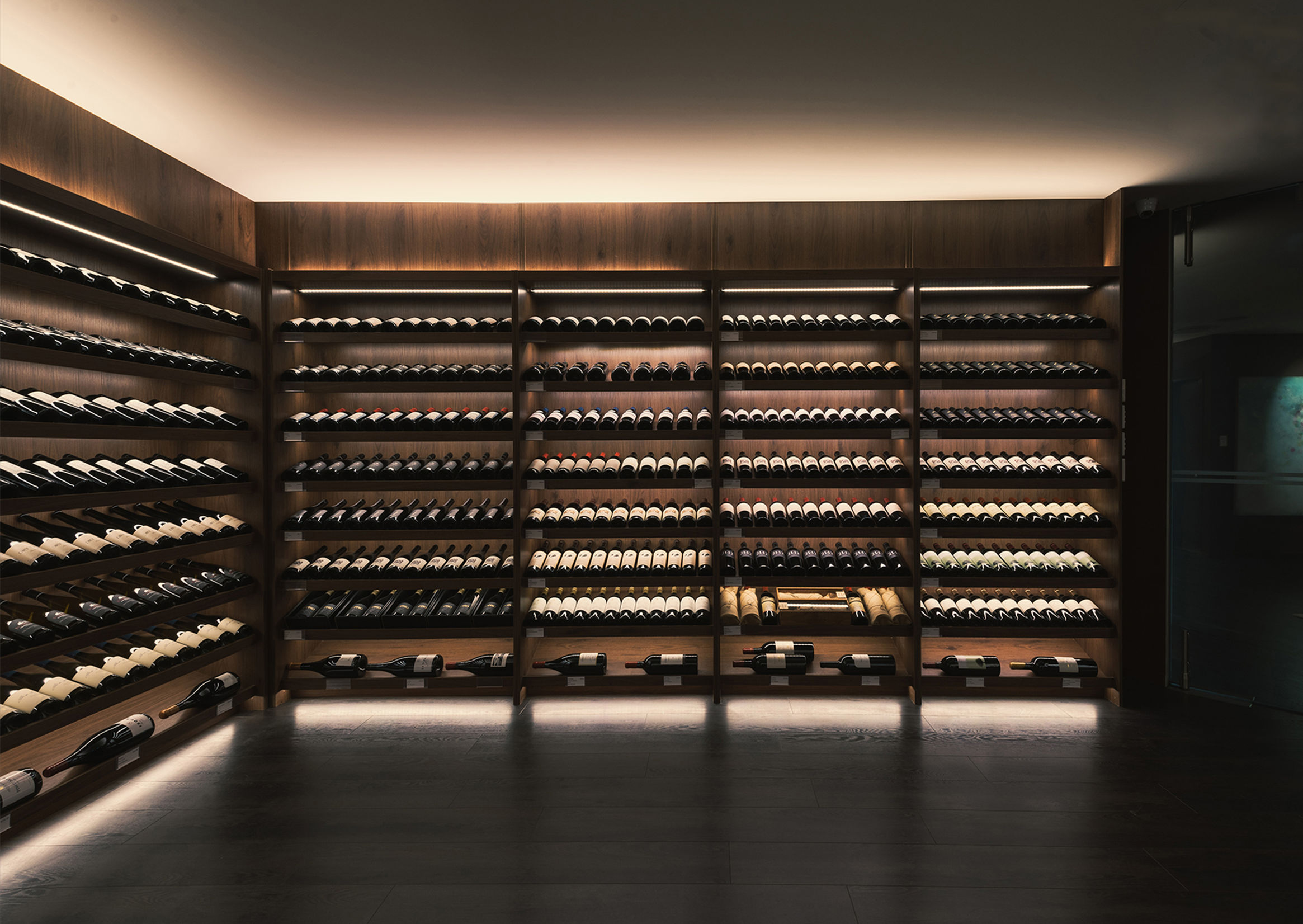 Wine Cave | Best Awards