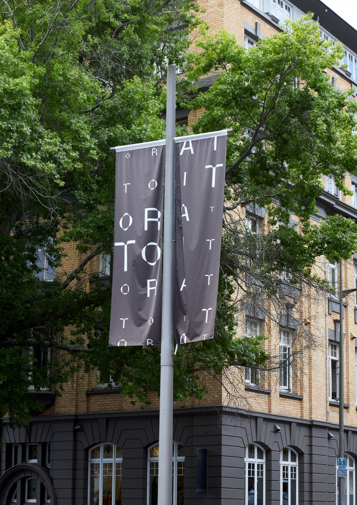 Toi Tū Toi Ora: Contemporary Māori Art | Best Awards