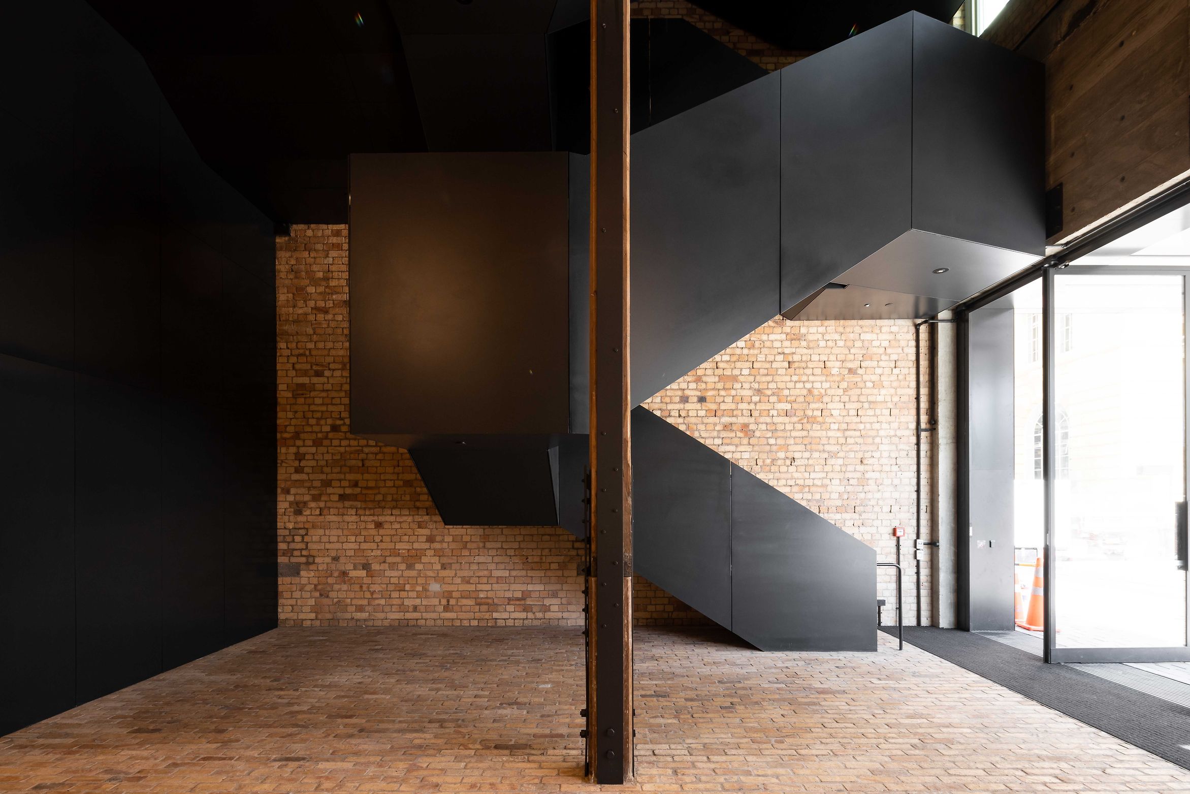 The Hayman Kronfeld Building | Best Awards